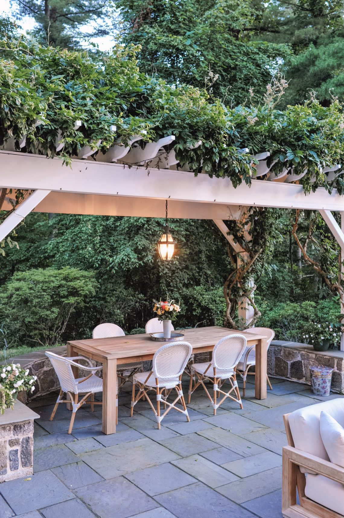 House Tour: Patio Reveal - Oh So Glam